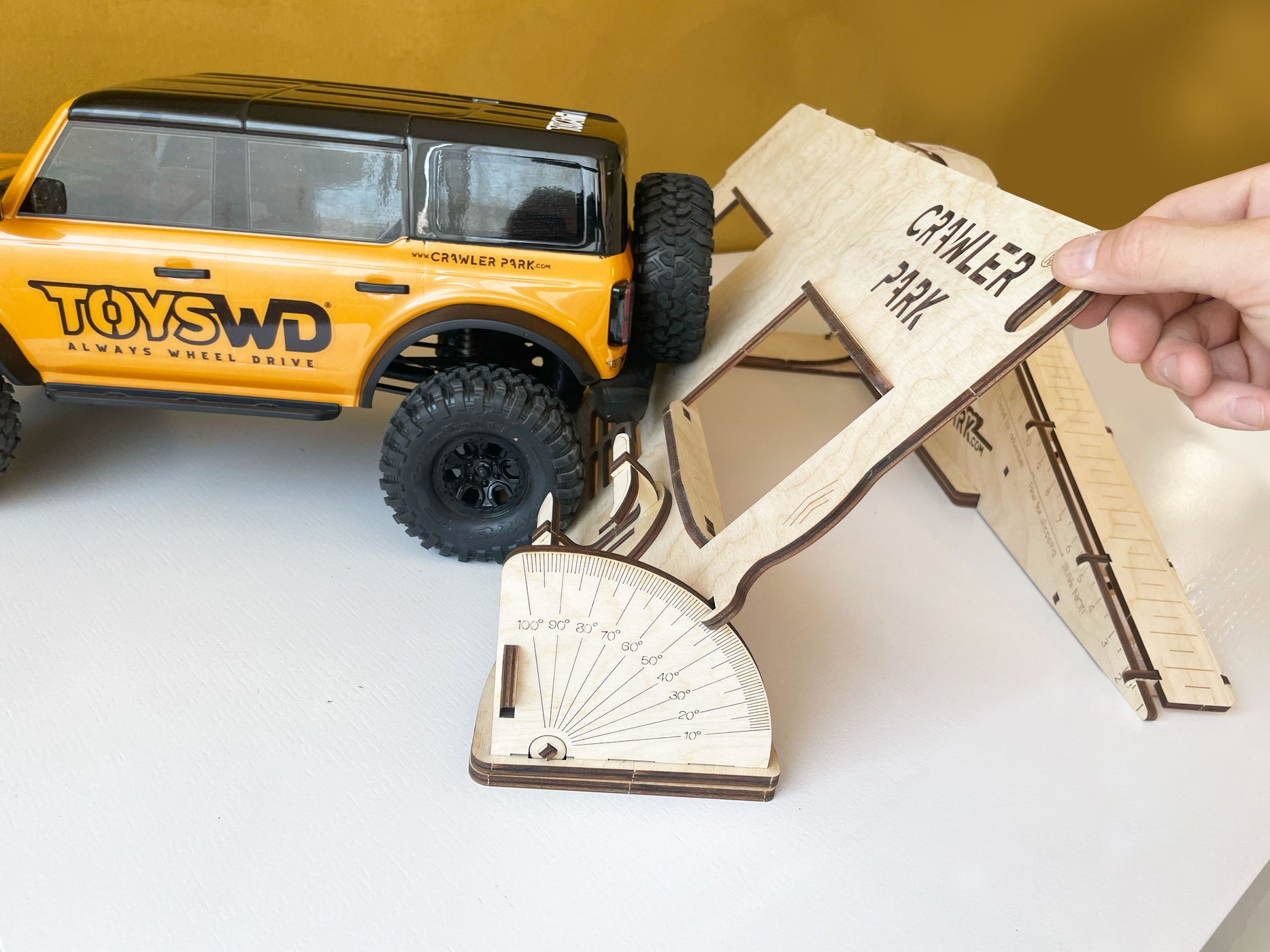 ToysWD Crawler Park Set-up system table 1/10 & 1/12 scale rc crawler p ...